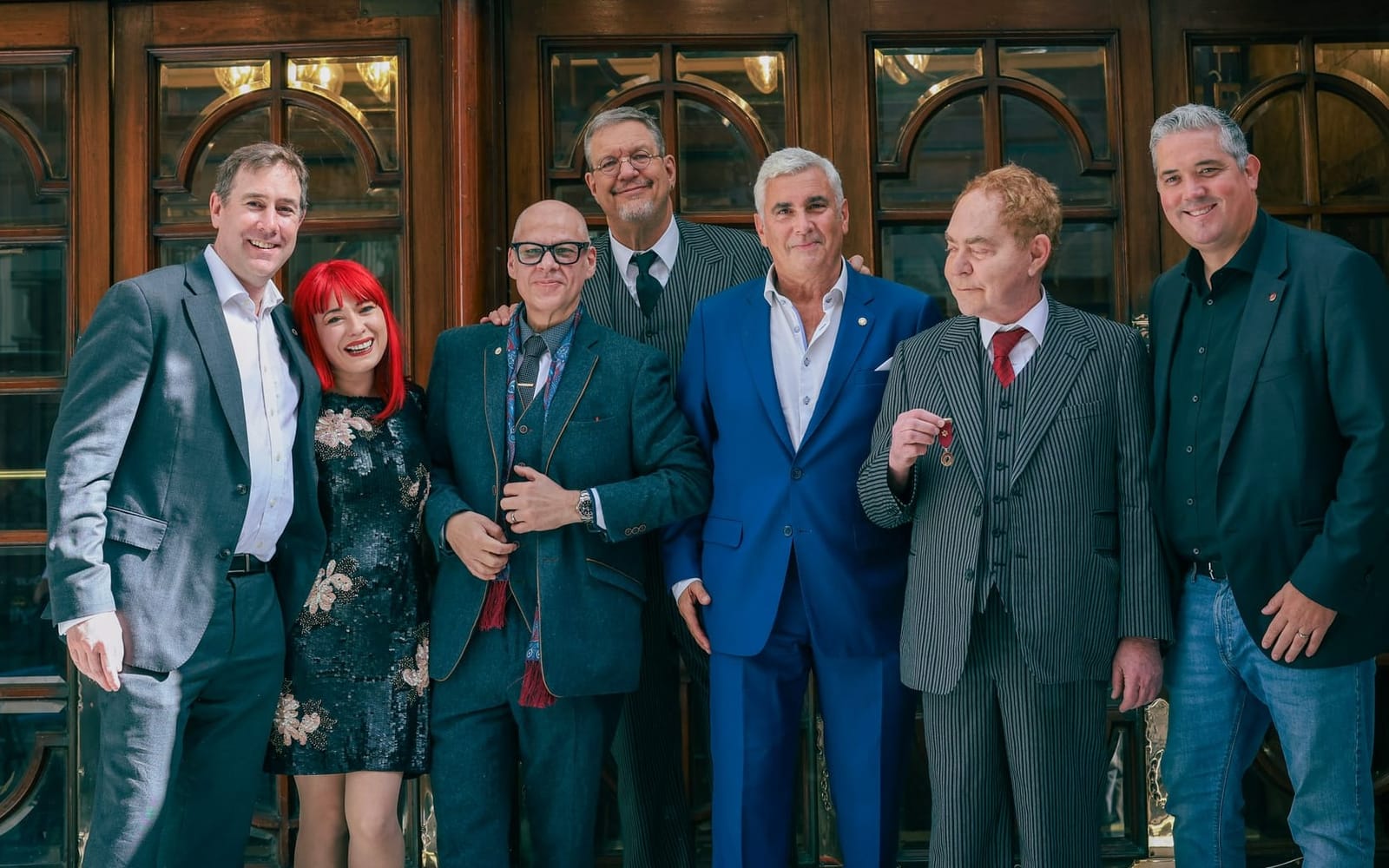 Penn & Teller Become Magic Circle Members